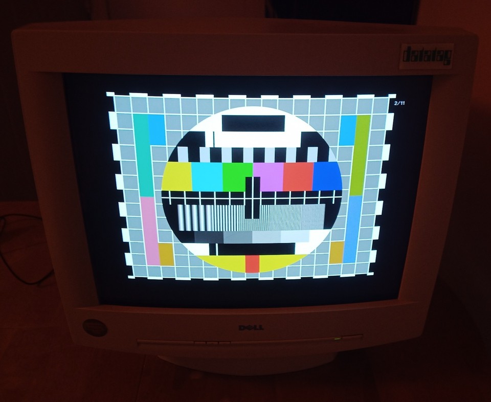 Dell 17″ CRT VGA Monitor D1226H – Retro Gaming / Vintage PC, Beige, DOS ...