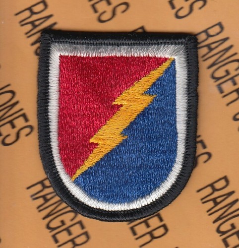 4th Brigade 25th Infantry Division Arctic Airborne beret flash patch m ...