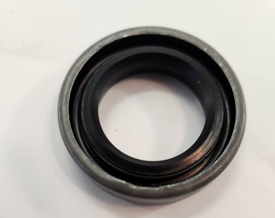 Vanseal - JC-100-162-12 - Rotary Shaft Seal - Rolls of 19 Seals | eBay