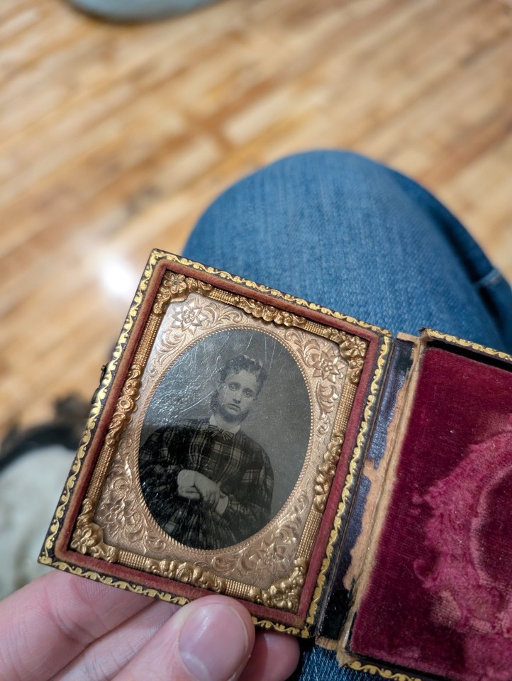 Antique Tintype Ambrotype Lady 1800s Mat Case Civil War Era Photograph ...