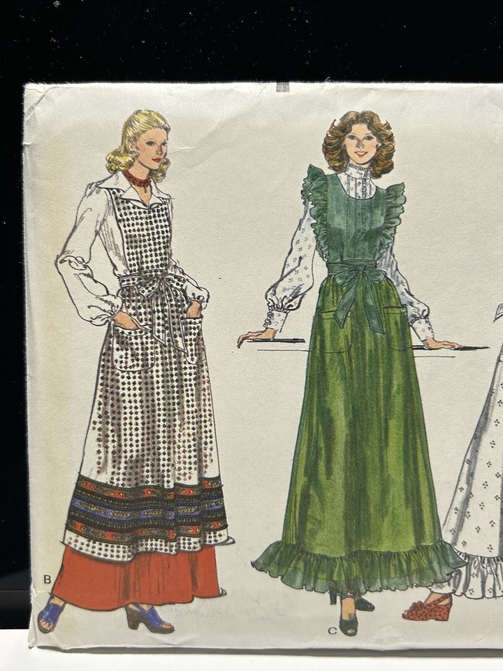 Vtg Vogue Sewing Pattern 9050 APRON 4 STYLES Medium 12/14 Cut/Complete ...