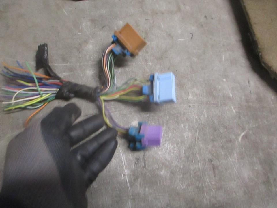 Body Control Module Wire Harness CHEVY ASTRO VAN 98 99 00 01 02 03 04 ...