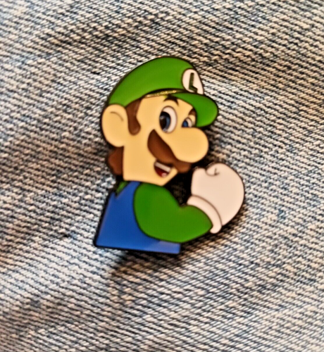 LUIGI "SUPER MARIO BROTHERS" ENAMEL PIN-WE SHIP ALL THE PINS YOU BUY ...