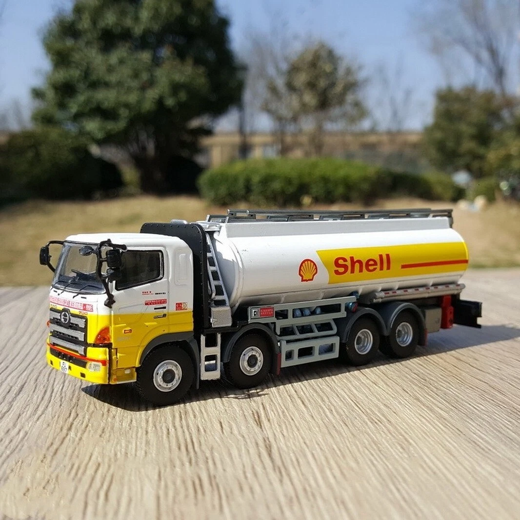 Oil Transport Truck