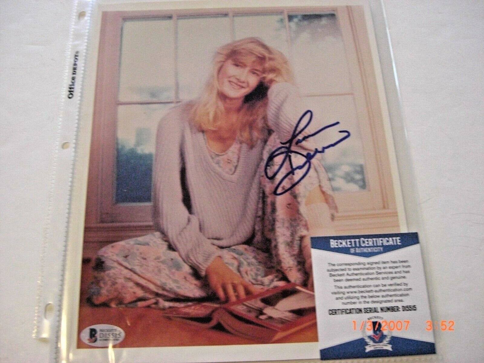 LAURA DERN JURASSIC PARK ACTRESS BECKETT/COA SIGNED 8X10 PHOTO | eBay