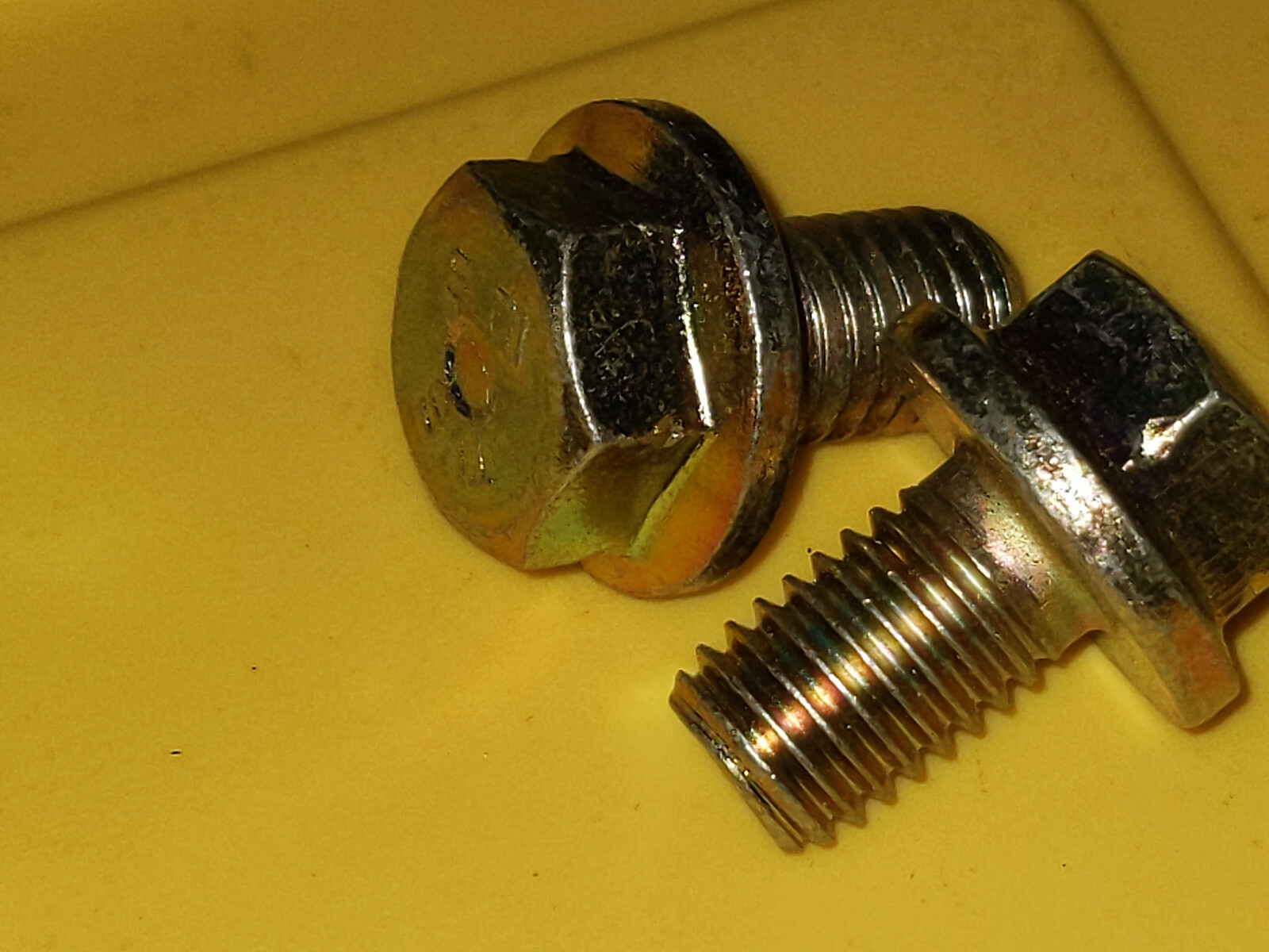 Metric Bolt M10-1.50 x 16 or M10x16 10mm x 16mm Hex Head 10.9 Yellow ...