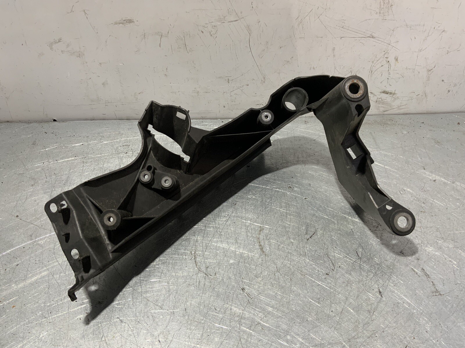 Audi A5 2010 Front Headlight Bracket Left Side 8T0805607L for sale ...