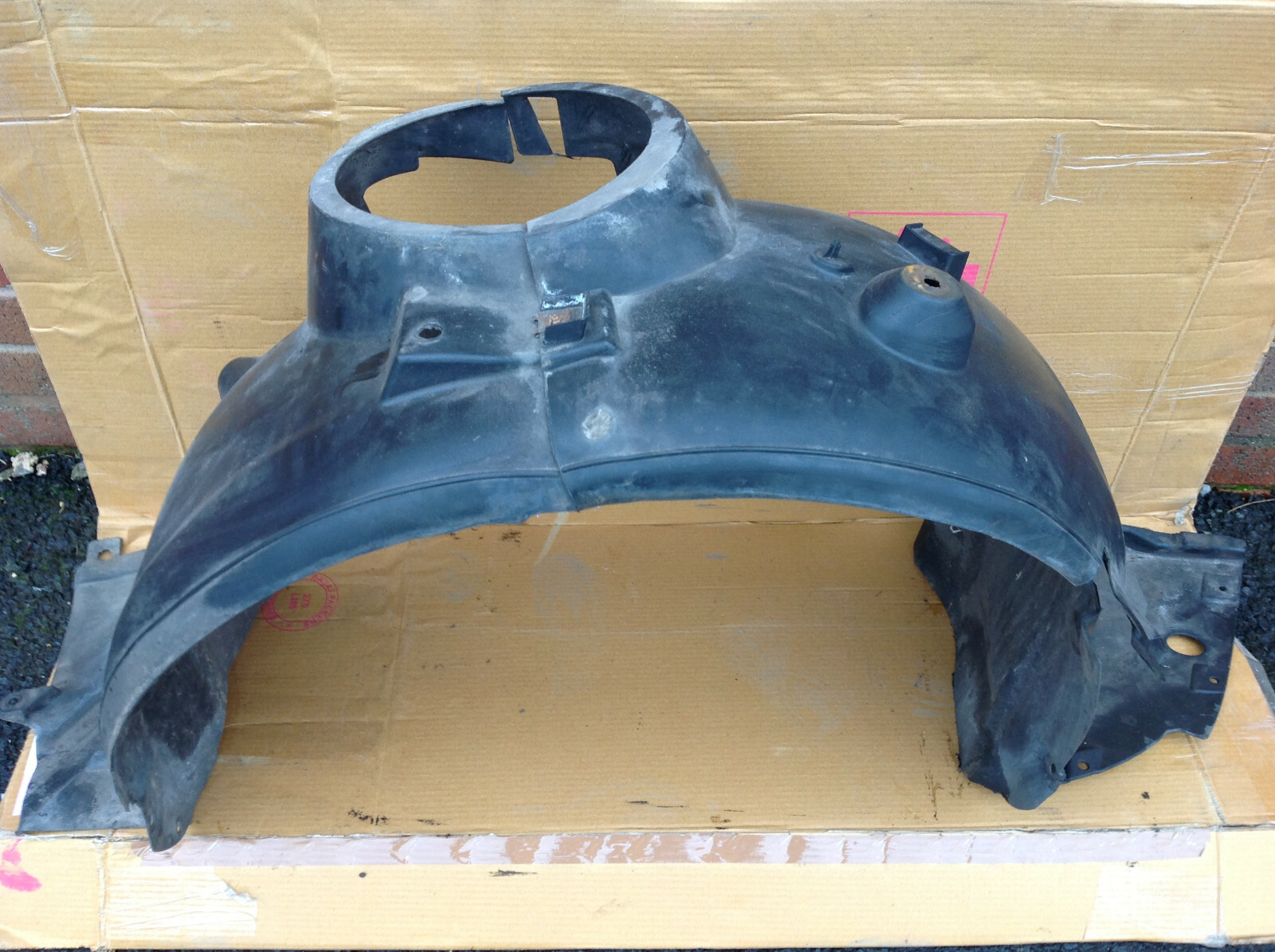 MERCEDES CLK W209 FRONT WHEEL ARCH LINER MUD SPLASH GUARD O/S RIGHT ...