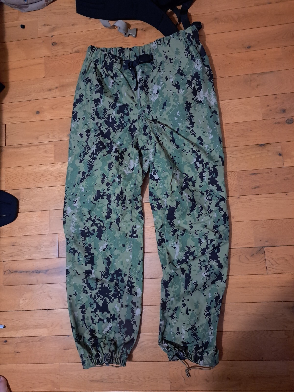 Patagonia Level 6 Goretex AOR2 Pants Cag, Devgru Seal Medium-R New | eBay