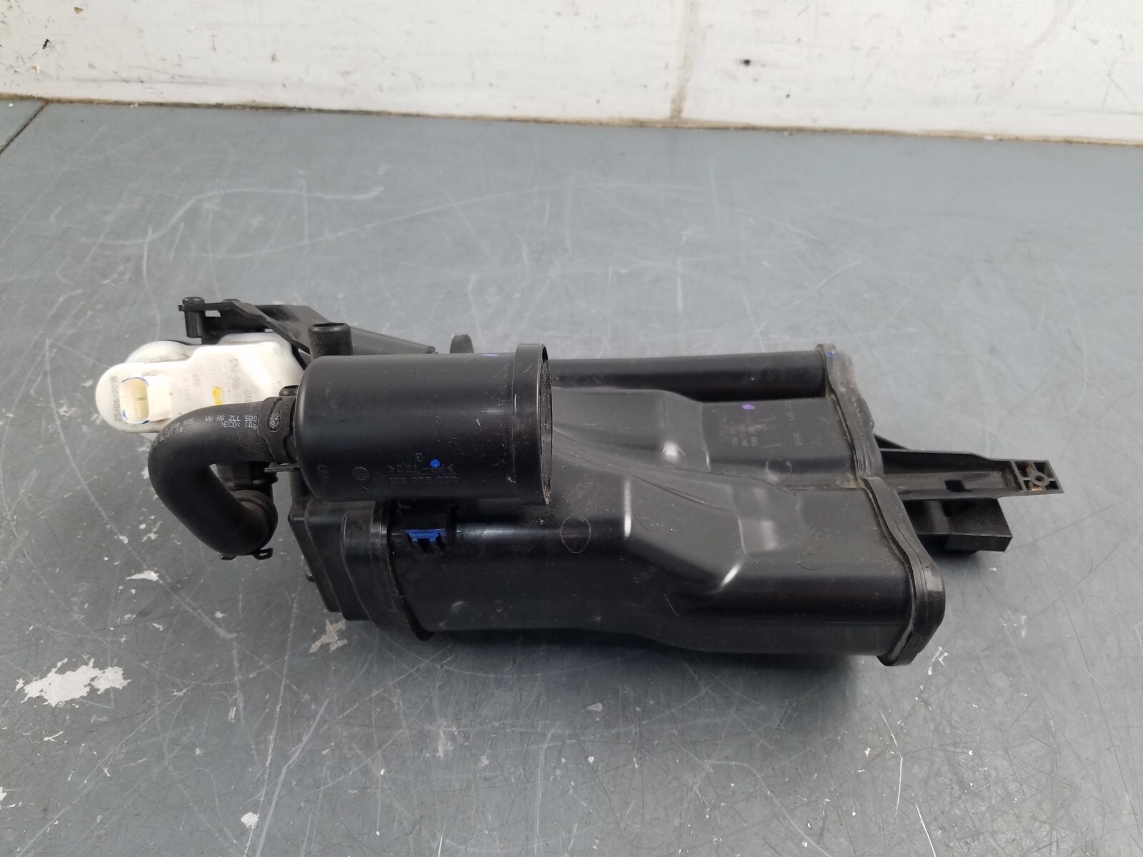 2015+Audi+A3+Fuel+Vapor+Canister+OEM+P%23+5Q0201797 for sale online | eBay