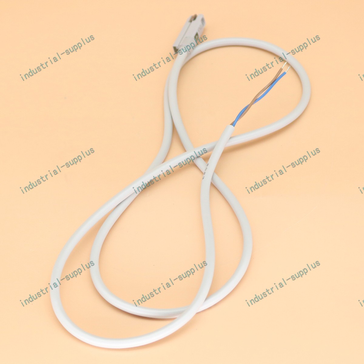 1pcs For Ckd Sw-t2ylh Magnetic Switch Swt2ylh Plate CKD SW-T2WHM Sensor ...