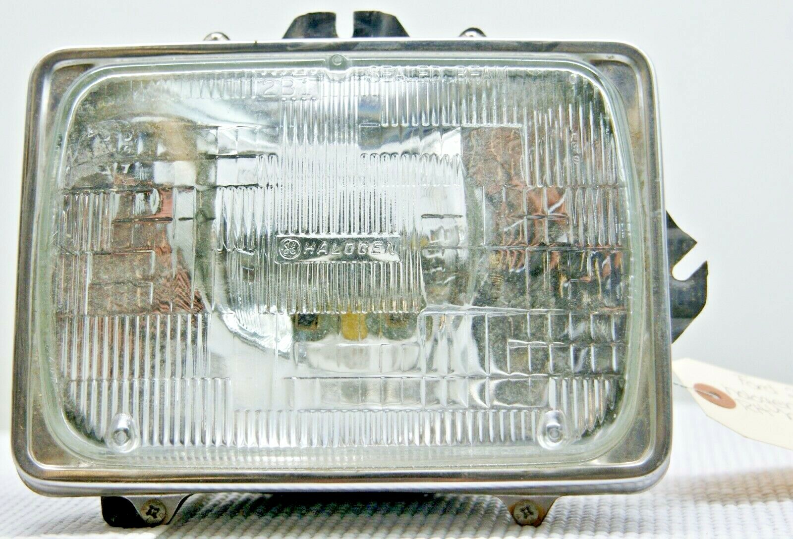 92-07 Ford F & E Series RIGHT Halogen 2B1 Sealed Beam Headlight Bucket ...