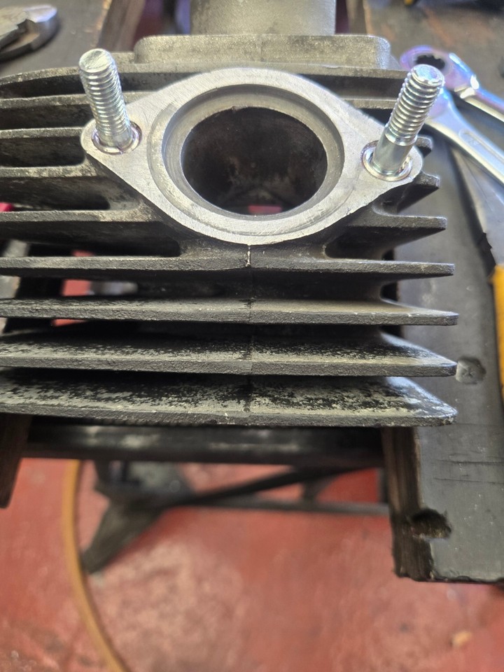 YAM RD400 E/F BARRELS NOS PISTONS & RINGS 2R9-11321/11311-00 | eBay UK