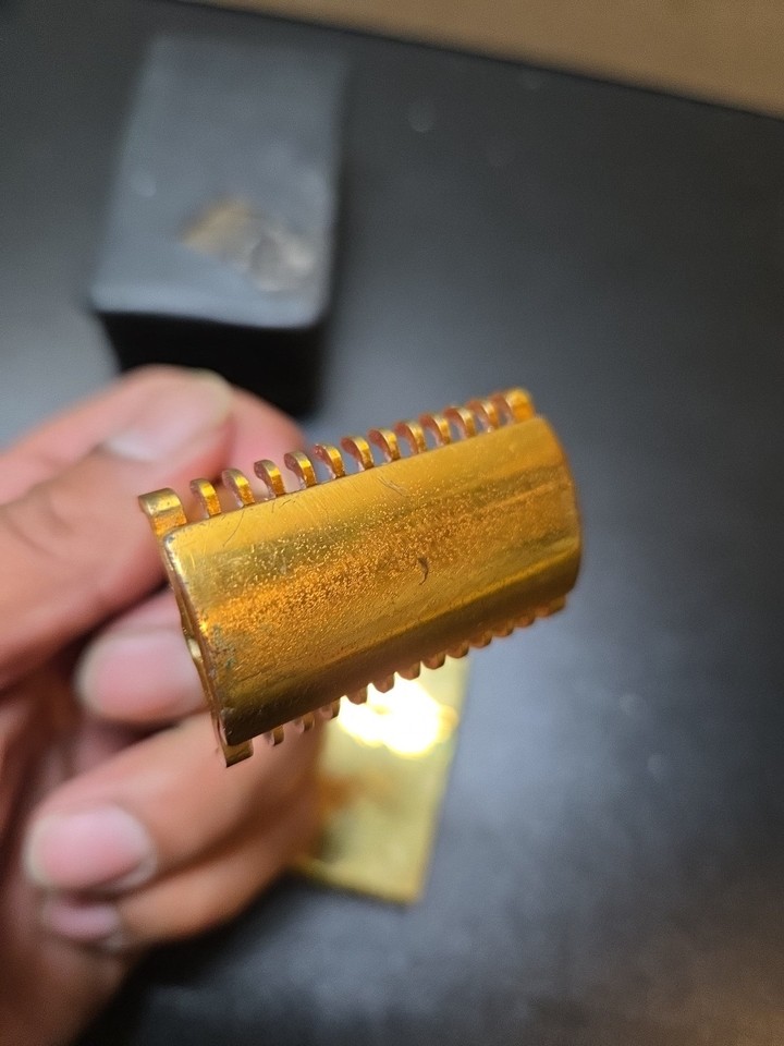 Gillette Reissue #17567 3-Piece Brass Safety Razor Gold Tone Holder-Box ...