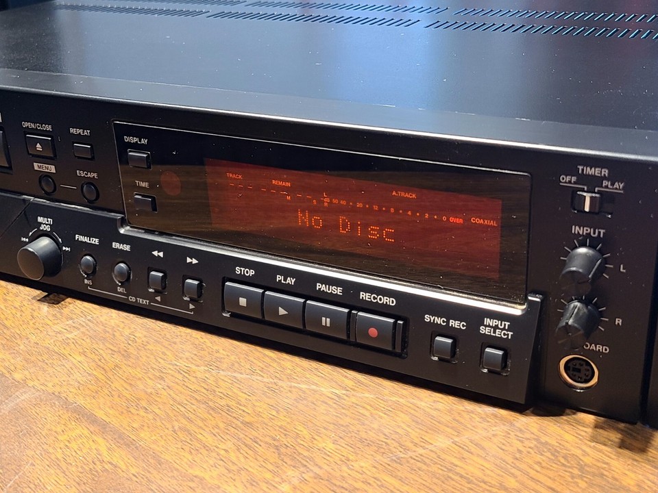 Tascam CD-RW900 Professional CD Rewritable Recorder MP3 Rack Mount | eBay