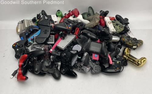 Lot of 75 Assorted Third Party Aftermarket Video Game Controllers - For ...