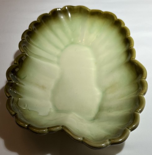 Hull USA #31 Dark Green & Chartreuse Flower Dish | eBay