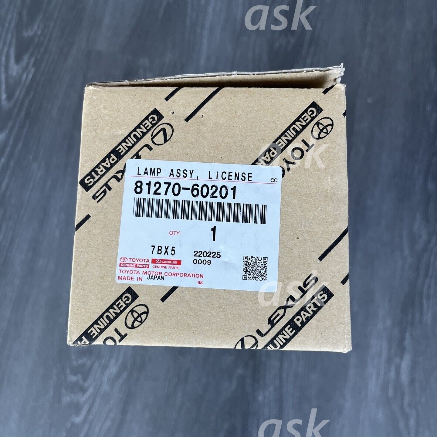 Genuine Toyota LAND CRUISER 70 Series Rear License Plate Lamp Light ...