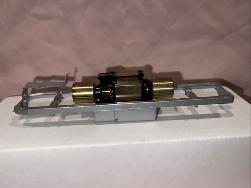 HO SCALE ATHEARN BRAND NEW F UNIT CHASSIS AND MOTOR | eBay