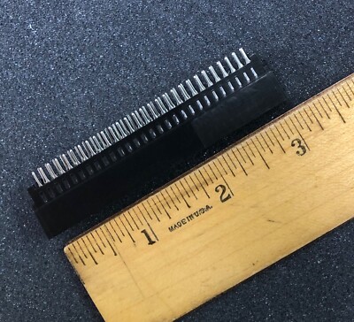 AMP 530843-6 28 POSITION DUAL ROW (56 PIN) CARD EDGE CONNECTORS .100 ...