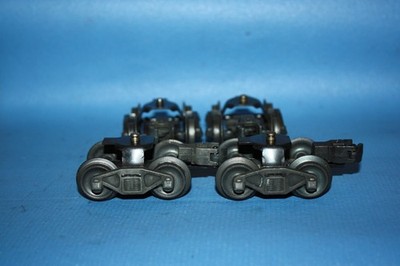 Lionel – POSTWAR STAPLE END TRUCKS 2 PAIR EX condition | eBay