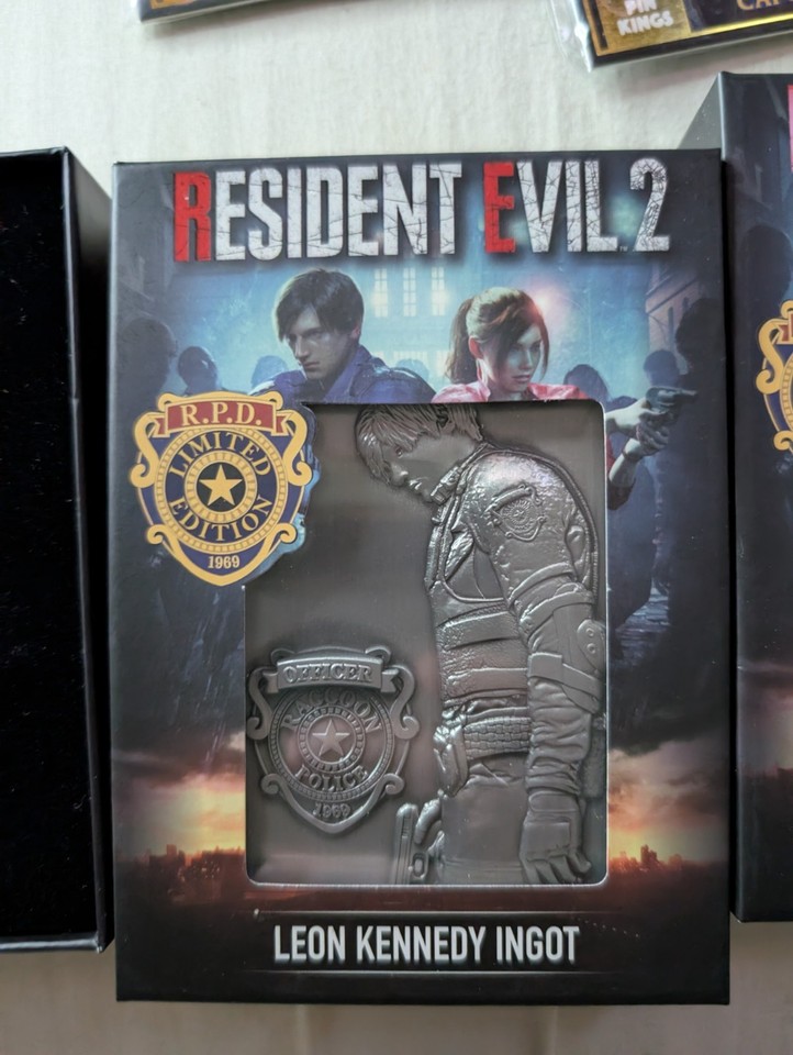 Resident Evil Merchandise Huge Bundle Capcom | Keyrings | Badges ...