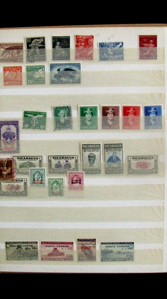 WORLD WAR II STAMP COLLECTION US ALLIES NATIONS US CHINA POLAND FRANCE ...