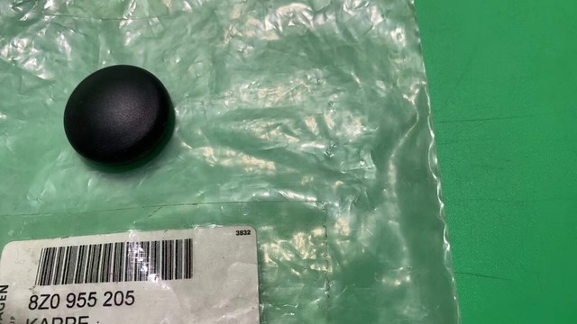 GENUINE WINDSHIELD WIPER ARM CAP FOR AUDI A4 01-08 A8Q7VW 8Z0955205 ...