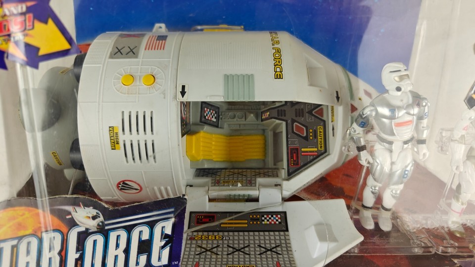 Lanard The Corps 2000 Star Force Space Shuttle Capsule 2 Action Figures ...
