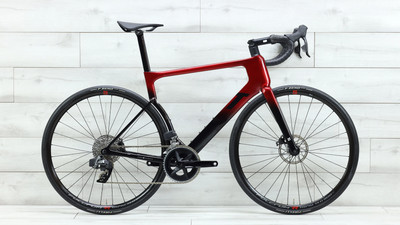 Bicycles - Strada Road Bike - Nelo's Cycles
