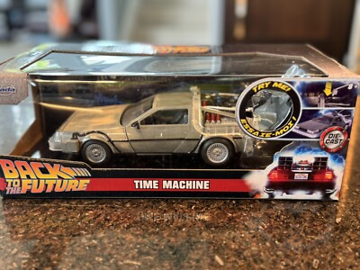 NEW Jada Toys 32911 Back to the Future TIME MACHINE with Light 1:24 Die ...