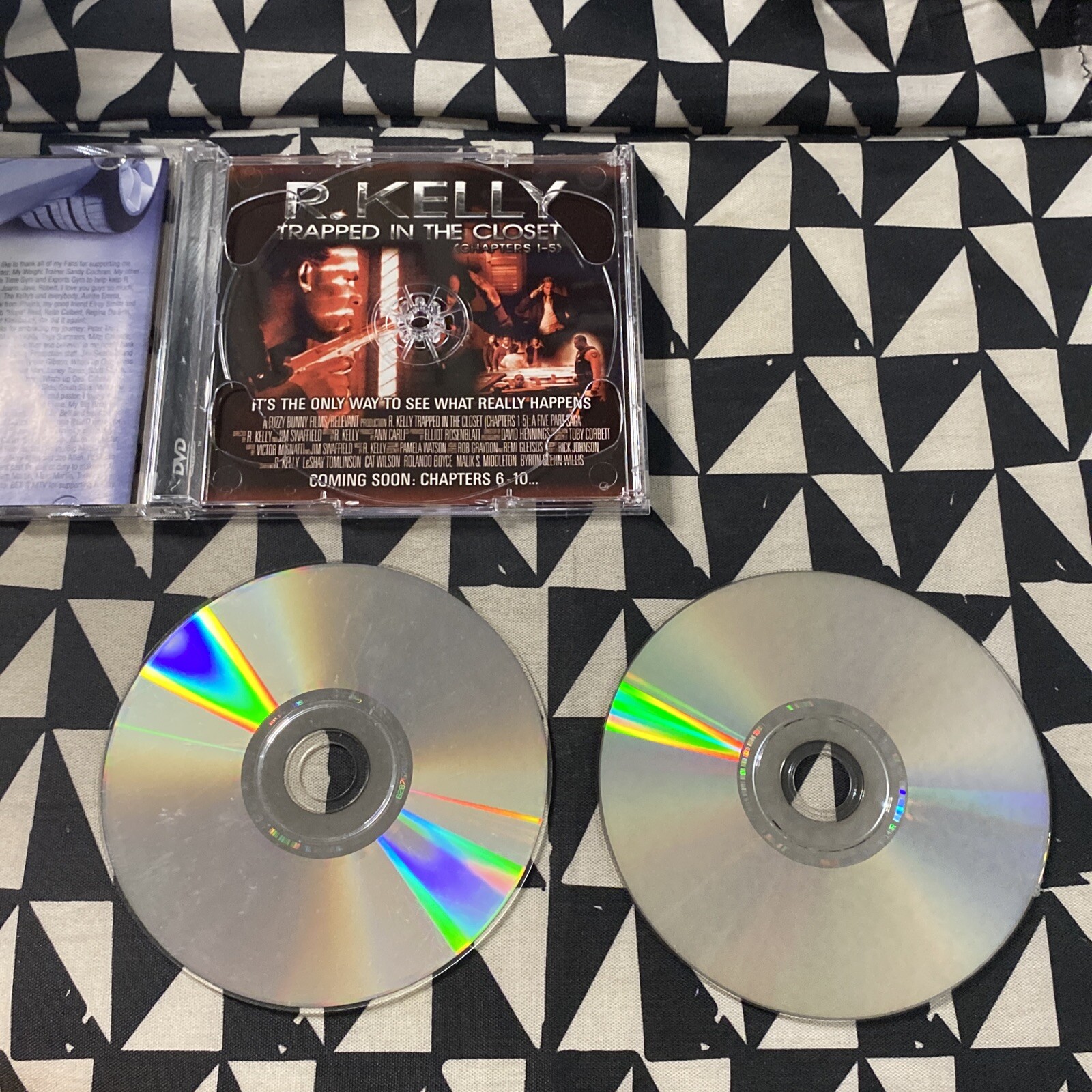 Wilson R Kelly And Cat