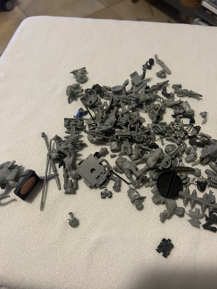 Warhammer GW Army Huge Lot 160 Figures Fantasy War Battle Games Plus ...