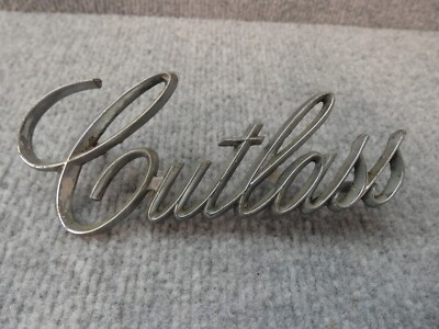 VINTAGE CAR AUTOMOBILE BADGE LOGO EMBLEM CUTLASS | eBay