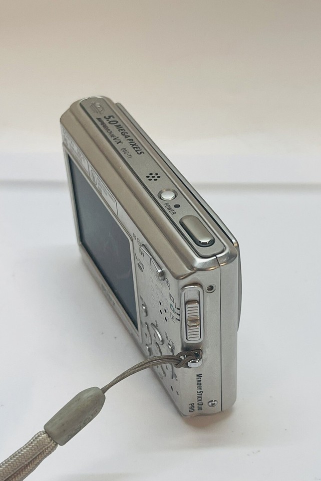 Sony Cyber-shot DSC-T1 5.0MP Digital Camera w/ Battery - Silver -works ...