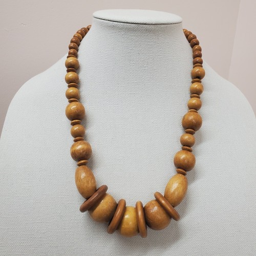 Vintage Single Strand Chunky tan Bead Necklace 23" Wo… - Gem