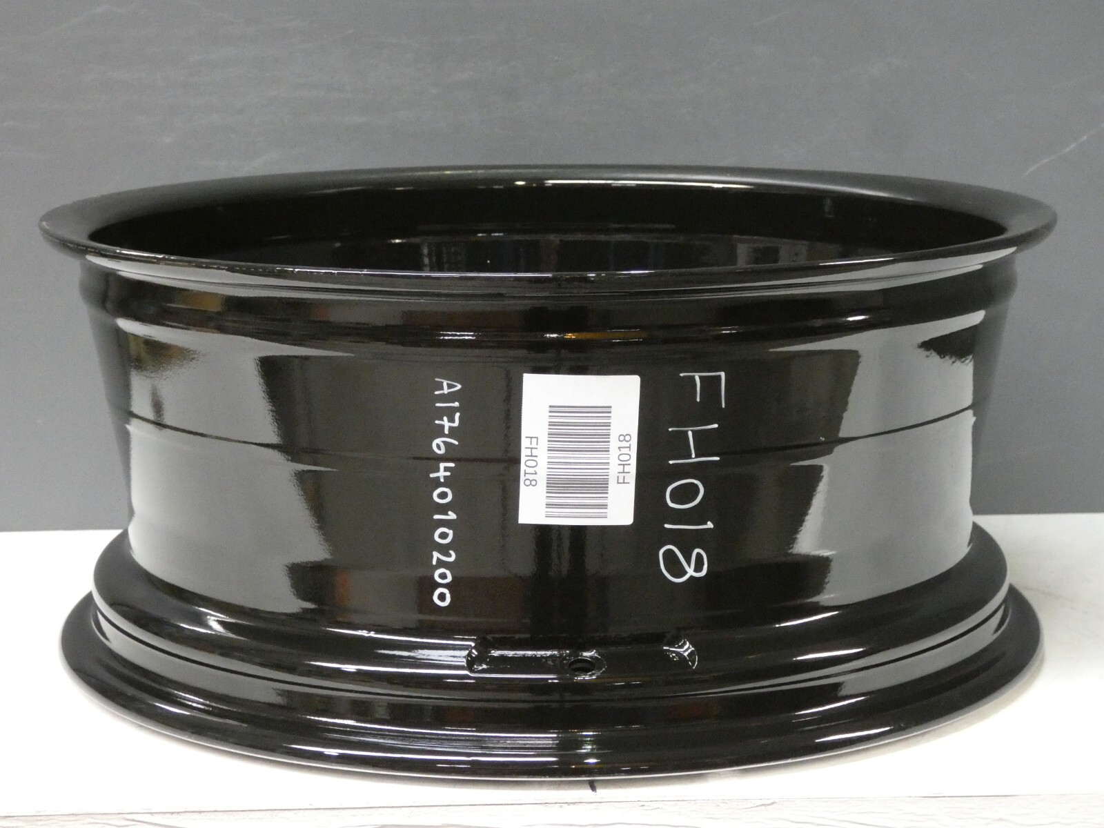 Factory MERCEDES BENZ CLA Wheel Black OEM AMG 250 A1764010200 Rim 18 ...