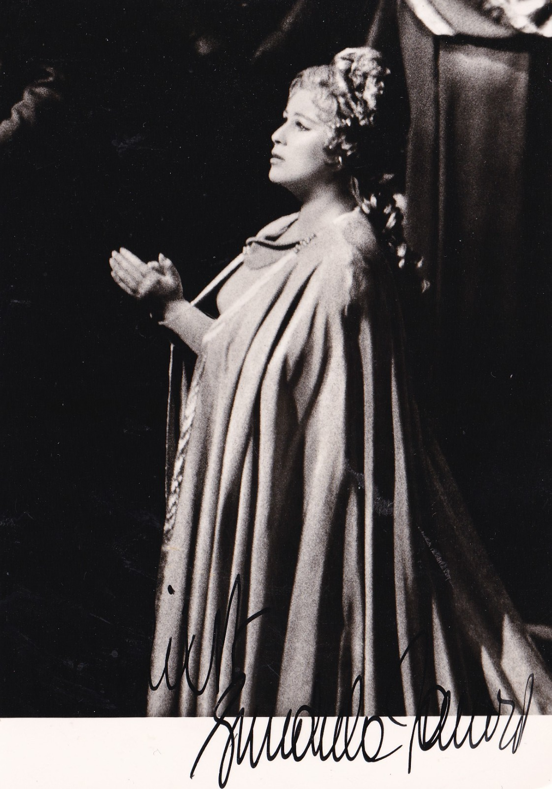 AUTOGRAPHED PHOTO OF OPERA SINGER Gundula Janowitz soprano Ariadne auf ...