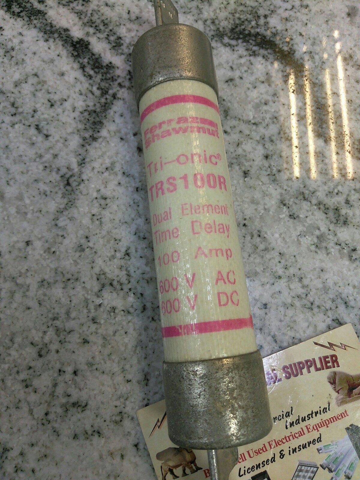 FERRAZ SHAWMUT TRS100R Time Delay DUAL ELEMENT RK5 Fuse 100A, 600V AC ...