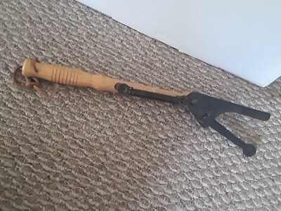 Vintage hand Clay pigeon thrower | eBay