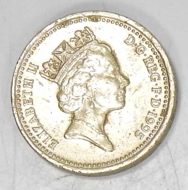 RARE 1995 ROYAL ARMS Welsh Dragon ONE 1 POUND UK ERROR COIN UPSIDE DOWN ...