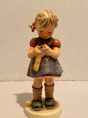 Goebel Hummel A Stitch in Time Figurine Backstamp 5 Girl Knitting No ...