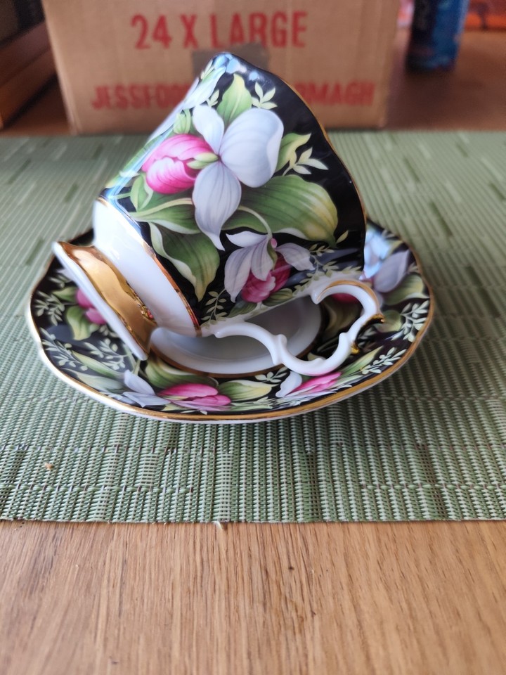 Royal Albert Provincial Flowers "Lady's Slipper" Pattern Tea Cup And ...