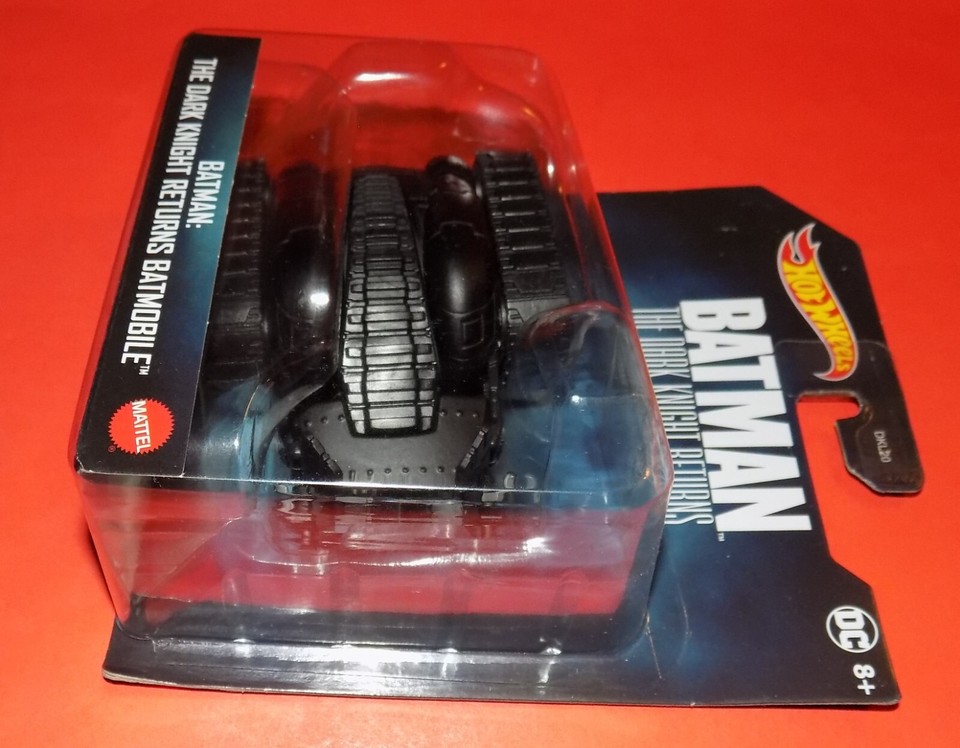 New 1:50 Hot Wheels Batman The Dark Knight Returns Movie Batmobile Bat ...