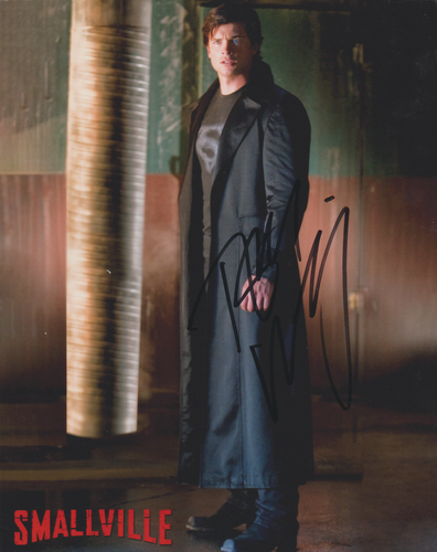 TOM WELLING SMALLVILLE SIGNED 8X10 COLOR PHOTO CLARK KENT DC SUPERMAN ...