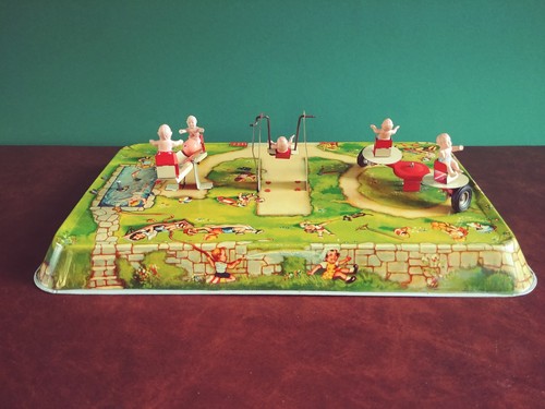 Scarce 1950's JH 115 Johann Hofler Hoefler Tin Wind-up Playground set w ...