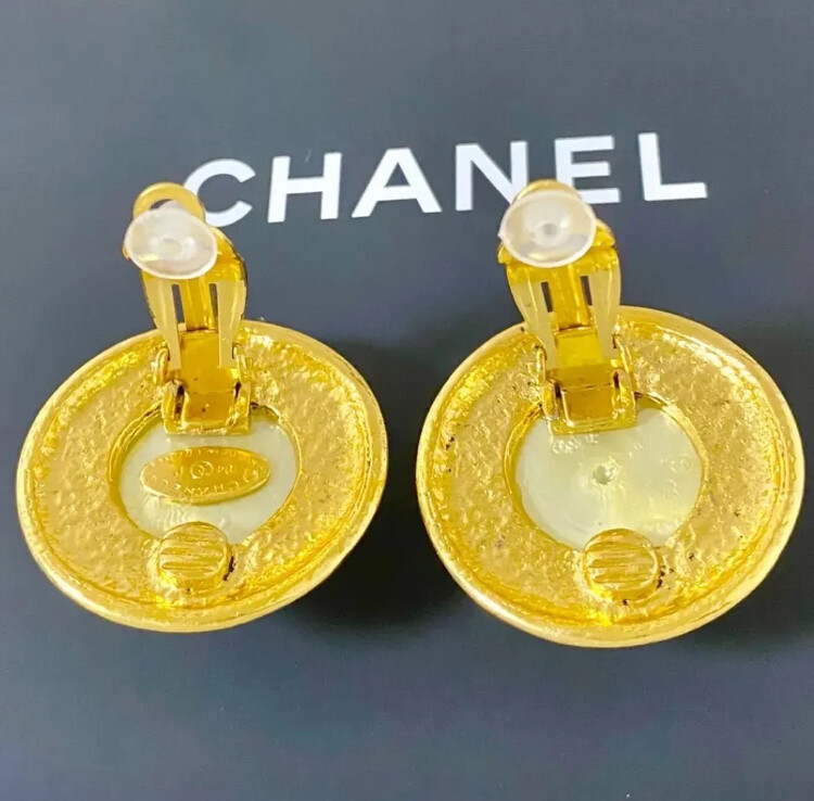 CHANEL Earrings Coco Mark 10 Strands Pearl Pearl Gold Logo Gold | eBay