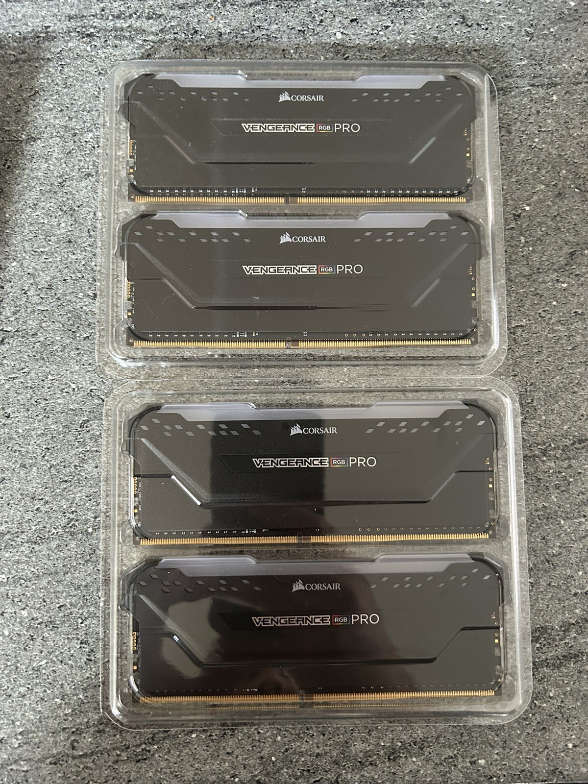 Corsair Vengeance RGB Pro 8GB DDR4 Memory Card Kit - CMW32GX4M4C3200C16 ...