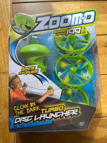 Zoom-O Glow in the Dark Turbo Disc Launcher Outdoor Toy New *Box Dinged ...