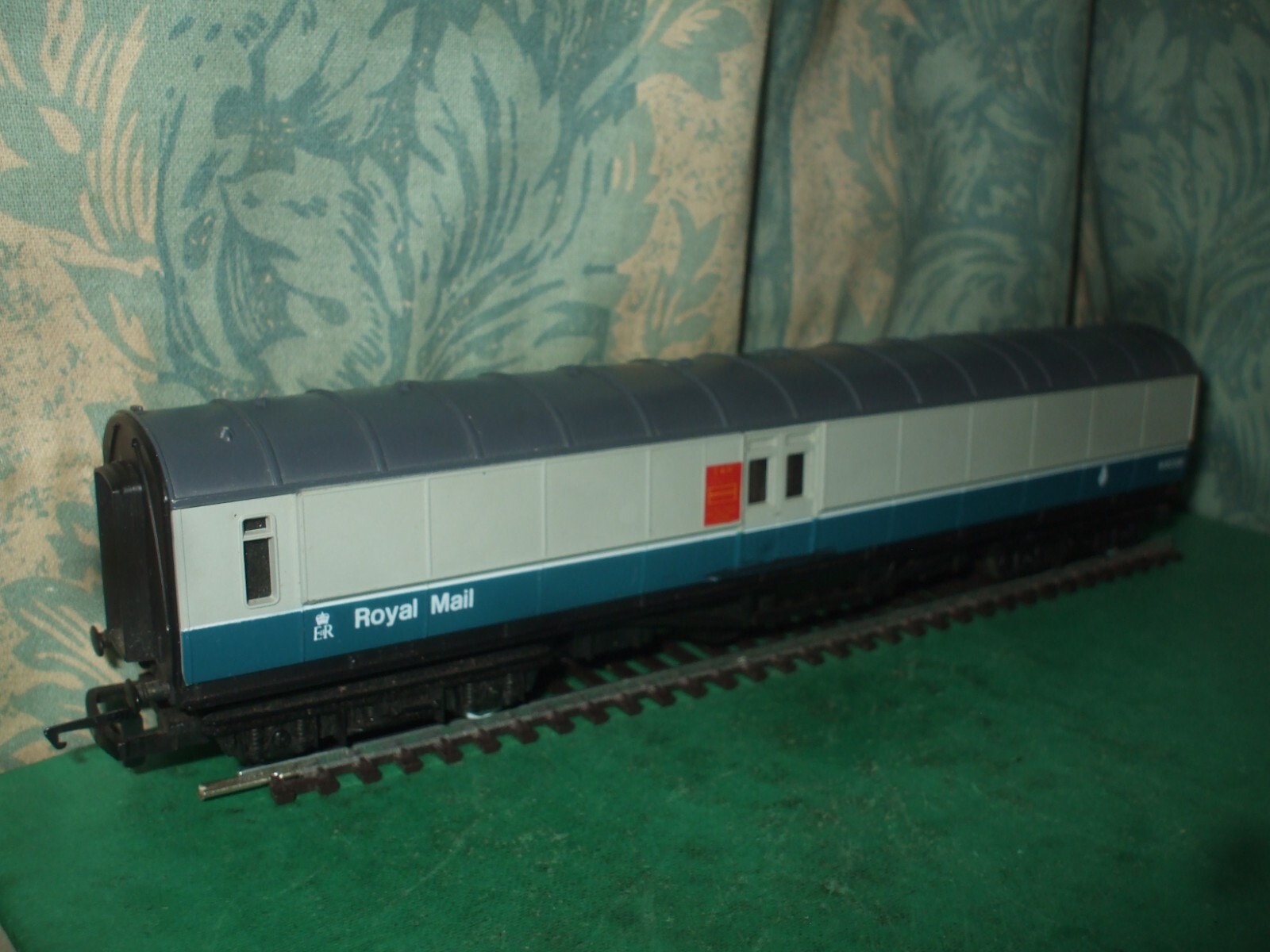 HORNBY EX LMS BLUE/GREY TPO OPERATING ROYAL MAIL COACH M80328 - UNBOXED ...